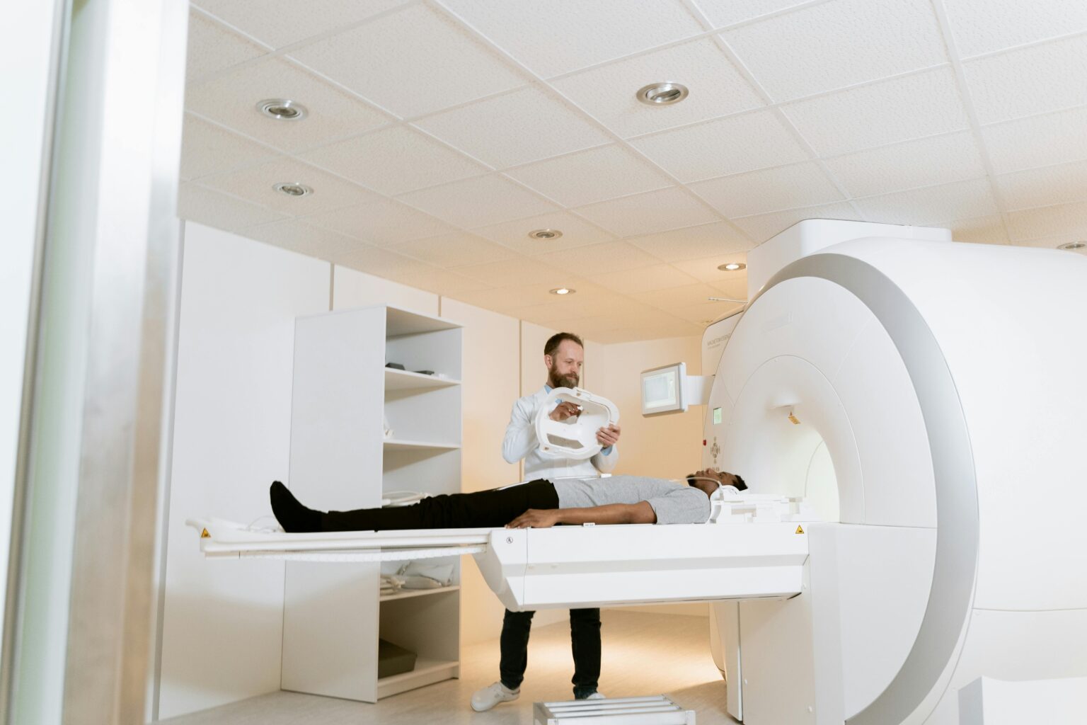 De MRI-scan uitgelegd: veilig inzicht in je lichaam